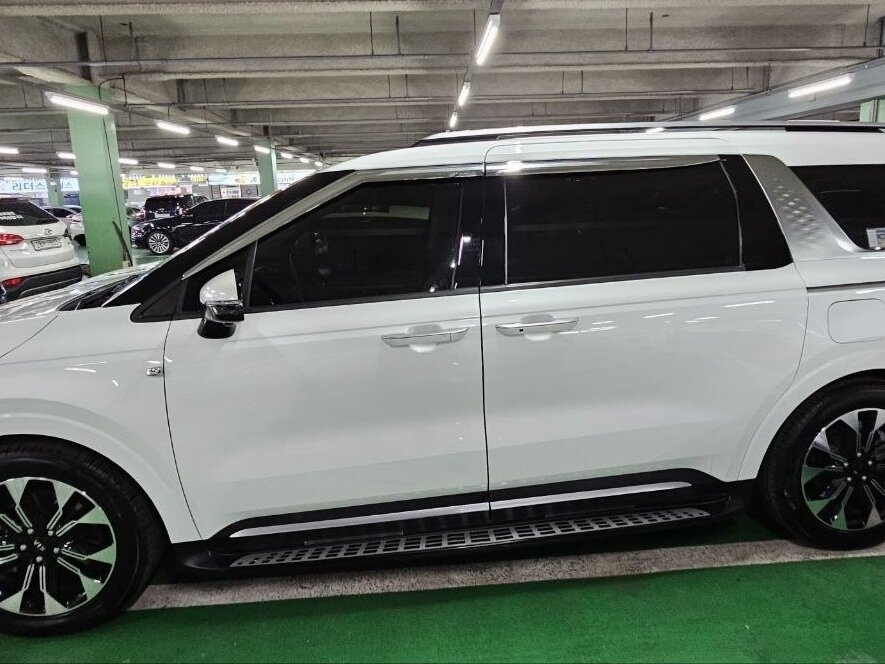 Купить б/у Kia Carnival IV 2.2d AT (202 л.с.) дизель автомат в Чунском ...