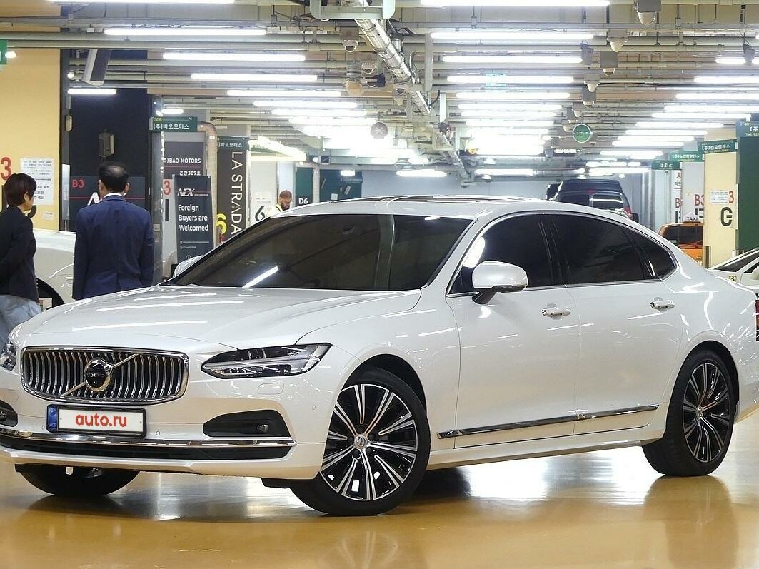 Купить б/у Volvo S90 II Рестайлинг Long 2.0 AT (250 л.с.) 4WD бензин автомат во Владивостоке ...
