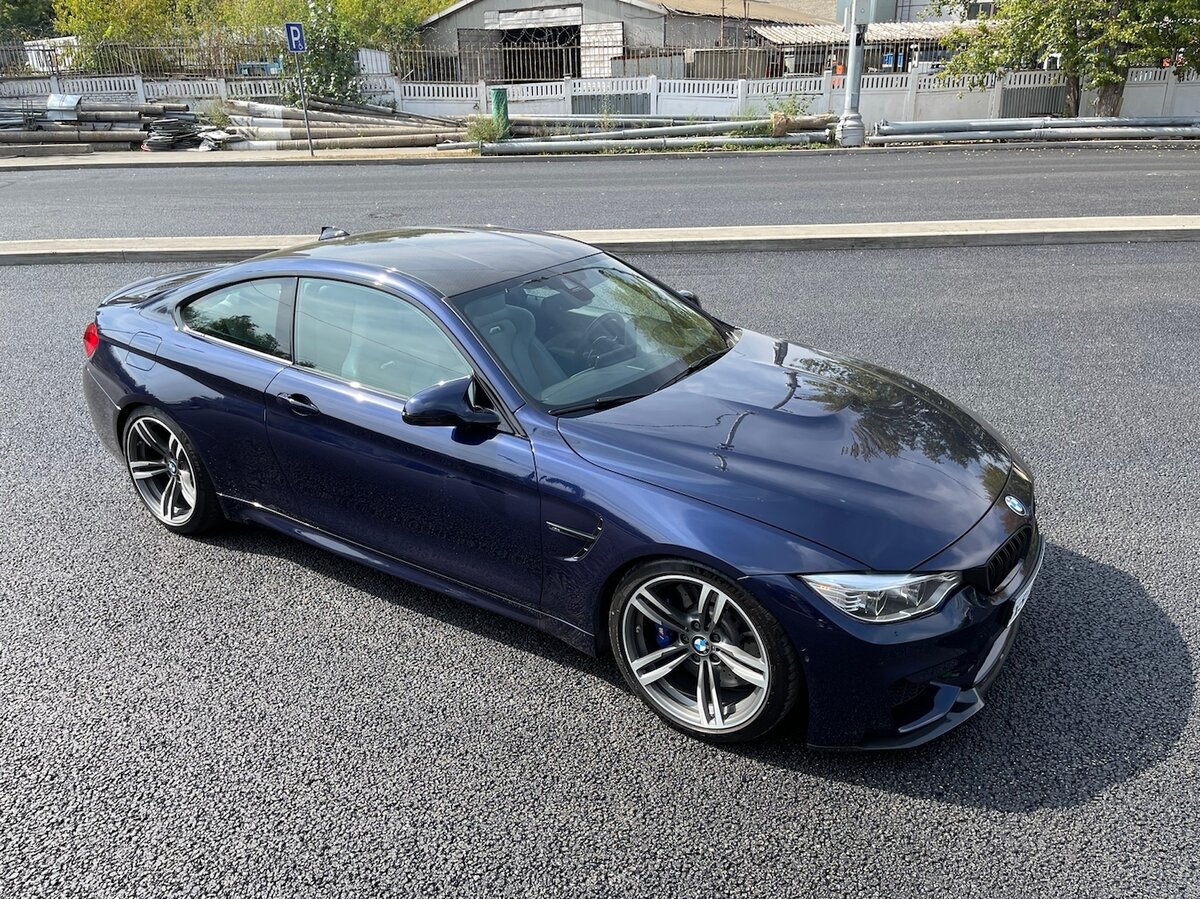 Купить б/у BMW M4 F82/F83 3.0 AMT (431 л.с.) бензин робот в Москве ...