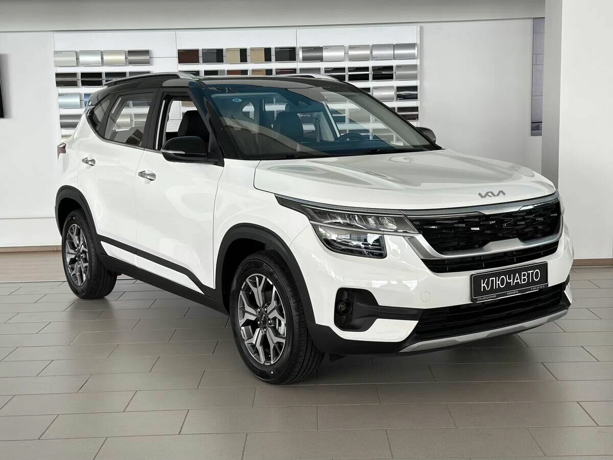 Купить новый Kia KX3 2019-2023 1.5 CVT (115 л.с.) бензин вариатор в Омске: белый Киа КаИкс3 2023 ...