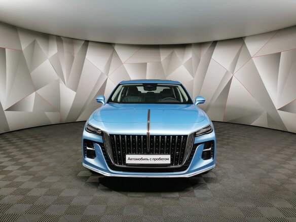 Купить б/у Hongqi H5 II 2.0 AT (218 л.с.) бензин автомат в Москве: голубой Хончи Х5 II седан ...