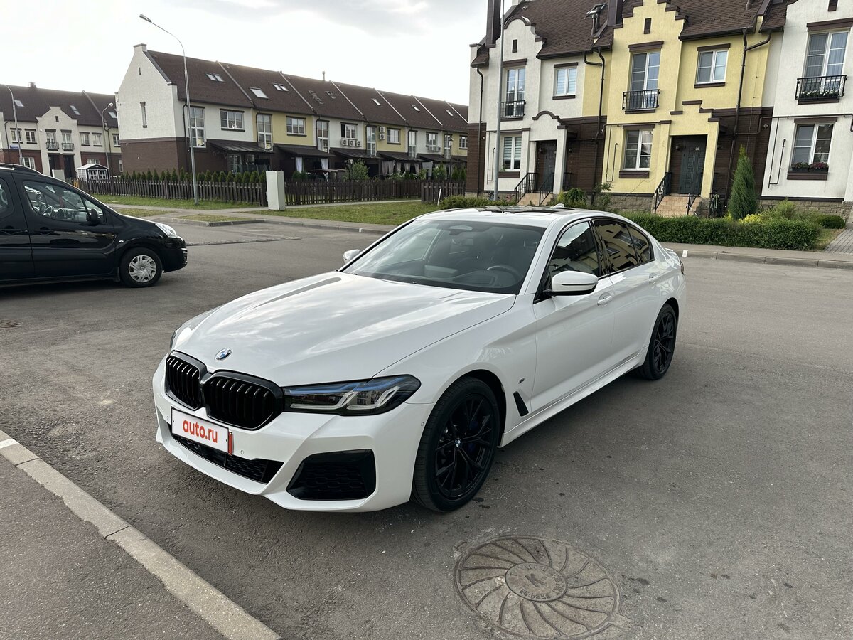 Купить б/у BMW 5 серии VII (G30/G31) Рестайлинг 540i xDrive 3.0 AT (340 л.с.) 4WD бензин автомат ...