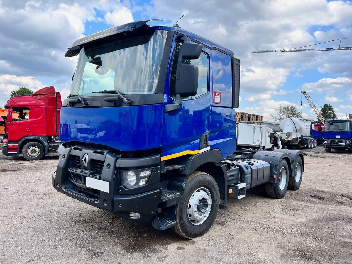 Купить б/у Renault C-Series дизель механика в Москве: синий 2018 года ...