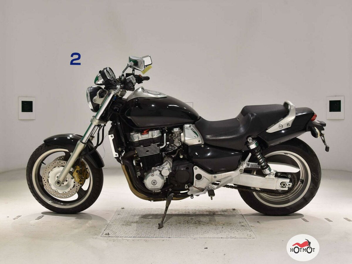 Купить б/у Honda X4 карбюратор 5 передач в Москве: чёрный классик 1997 года по цене 477 000 ...