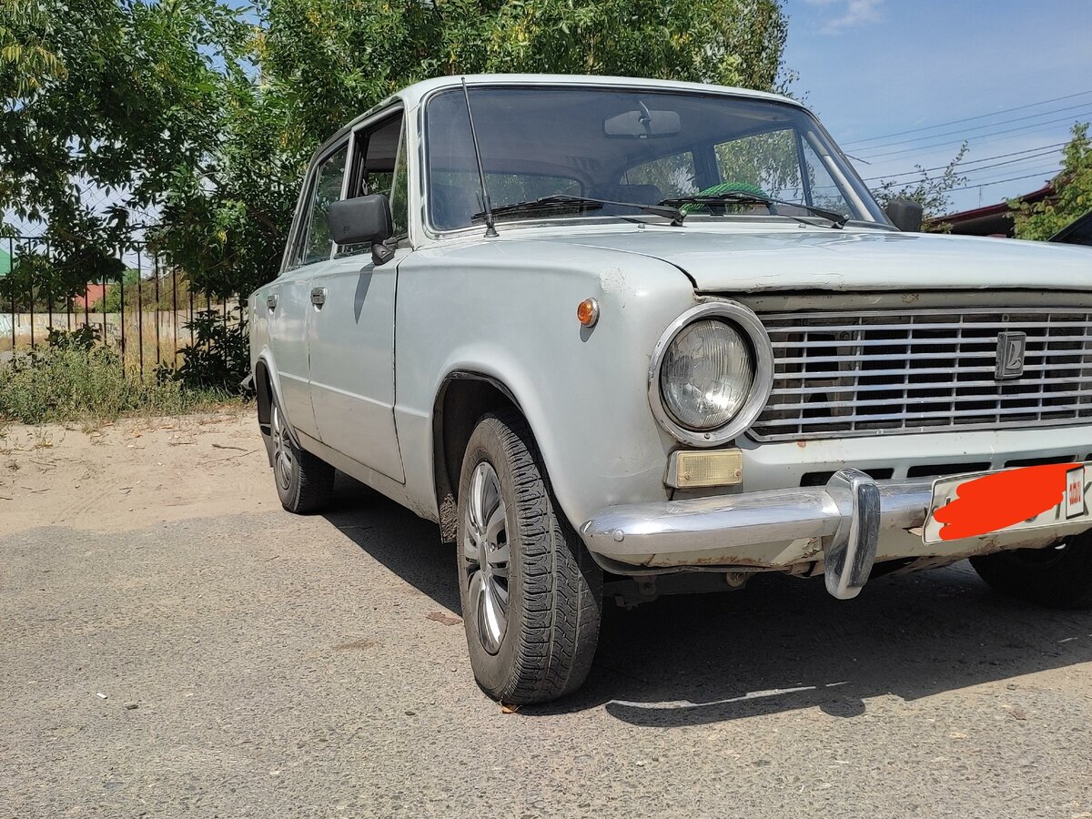 Купить б/у Lada (ВАЗ) 2101 1970-1988 1.2 MT (64 л.с.) бензин механика в Волгограде: бежевый Лада ...
