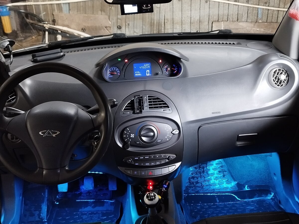 Купить б/у CHERY IndiS (S18D) I 1.3 MT (83 л.с.) бензин механика в ...