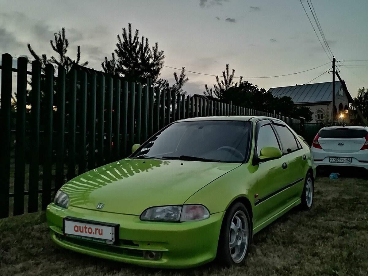 Купить б/у Honda Civic V 1.5 MT (90 л.с.) бензин механика в Рязани: зелёный Хонда Цивик V седан ...