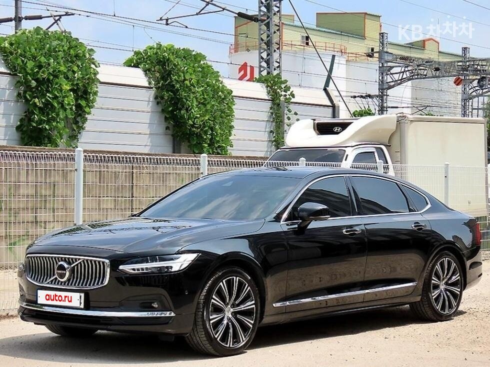 Купить б/у Volvo S90 II Рестайлинг 2.0hyb AT (310 л.с.) 4WD гибрид автомат во Владивостоке ...