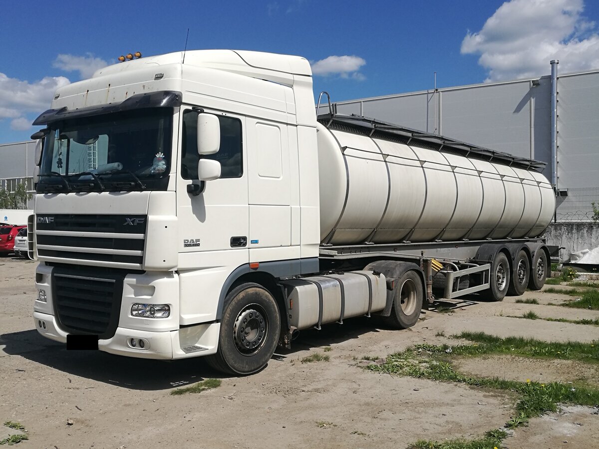 Купить б/у DAF XF 105 дизель механика в Ступино: белый 2012 года на ...