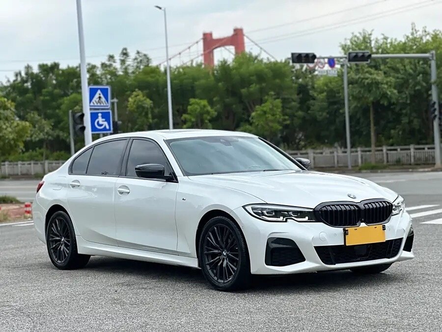 Купить б/у BMW 3 серии VII (G2x) 325Li 2.0 AT (184 л.с.) бензин автомат во Владивостоке: белый ...