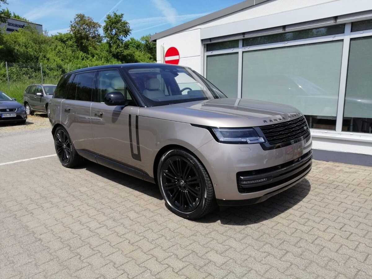 Купить б/у Land Rover Range Rover V P440e 3.0hyb AT (440 л.с.) 4WD ...