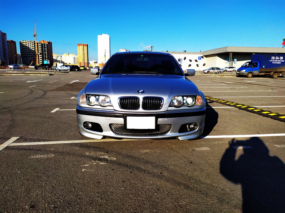 Купить б/у BMW 3 серии IV (E46) 330i 3.0 AT (231 л.с.) бензин автомат в Липецке: серебристый БМВ ...
