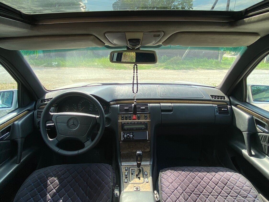 Купить б/у Mercedes-Benz E-Класс II (W210, S210) 300 3.0d AT (177 л.с.) дизель автомат в Анапе ...