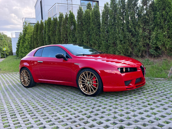 Купить б/у Alfa Romeo Brera I 3.2 AT (260 л.с.) 4WD бензин автомат в ИЦ Сколково: красный Альфа ...