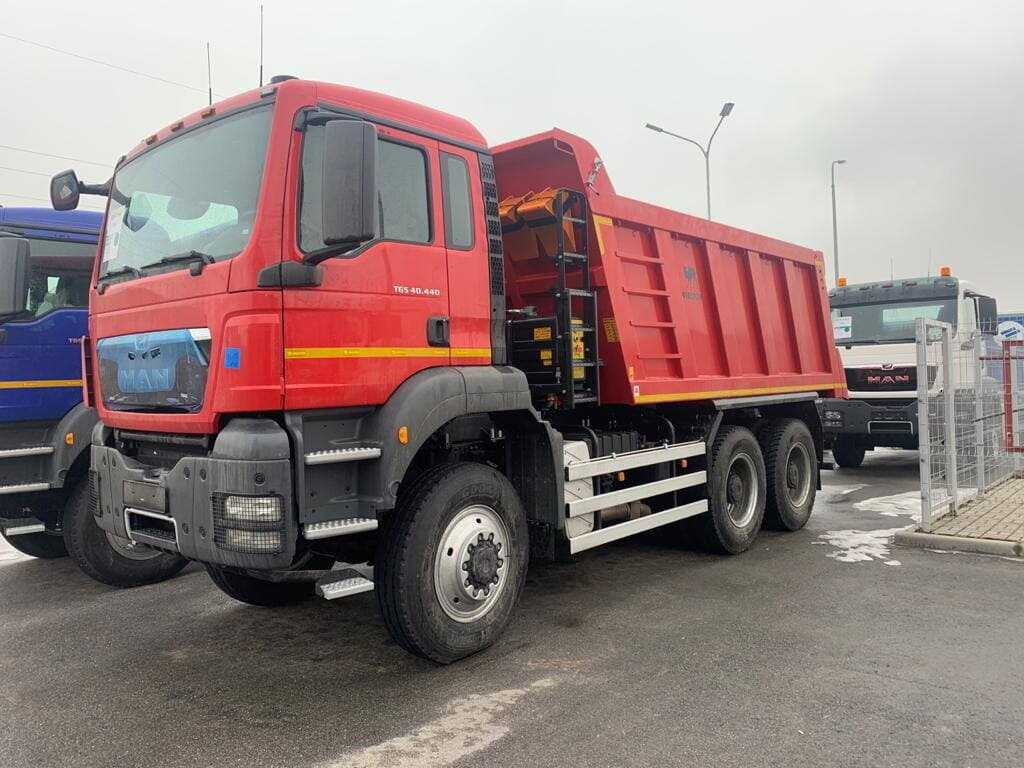 Купить б/у MAN TGS дизель автомат в Санкт-Петербурге: красный самосвал ...