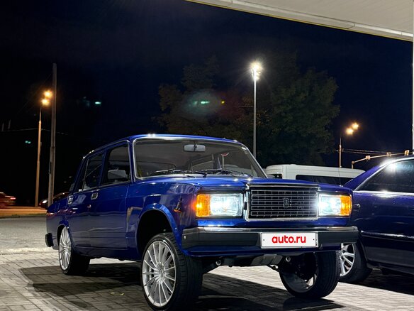 Купить б/у Lada (ВАЗ) 2107 1982-2012 1.6 MT (73 л.с.) бензин механика в Москве: синий Лада 2107 ...