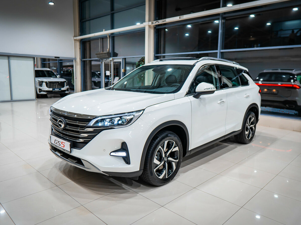 Купить новый GAC GS5 I 1.5 AT (137 л.с.) бензин автомат в Ростове-на-Дону: белый ГАК ГС5 I ...