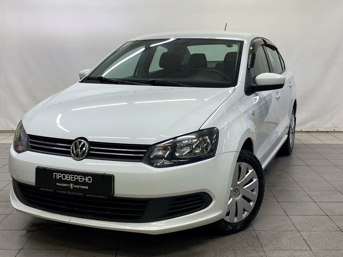 Купить б/у Volkswagen Polo V 1.6 AT (105 л.с.) бензин автомат в Москве ...