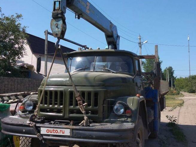 Купить б/у ЗИЛ 131 бензин механика в Новомосковске: зелёный бортовой с ...