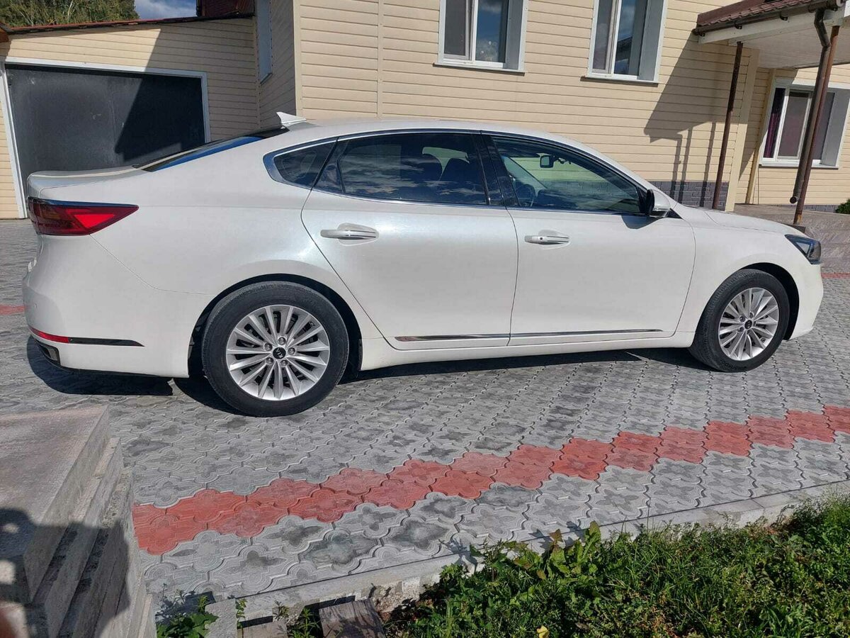 Купить б/у Kia K7 YG (II) 2.2d AT (202 л.с.) дизель автомат в Реже: белый Киа K7 YG (II) седан ...