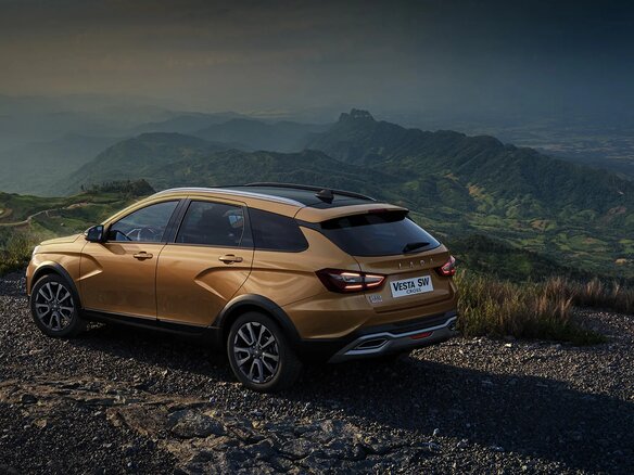 Купить новый Lada (ВАЗ) Vesta I Рестайлинг (NG) SW Cross 1.8 MT (122 л ...