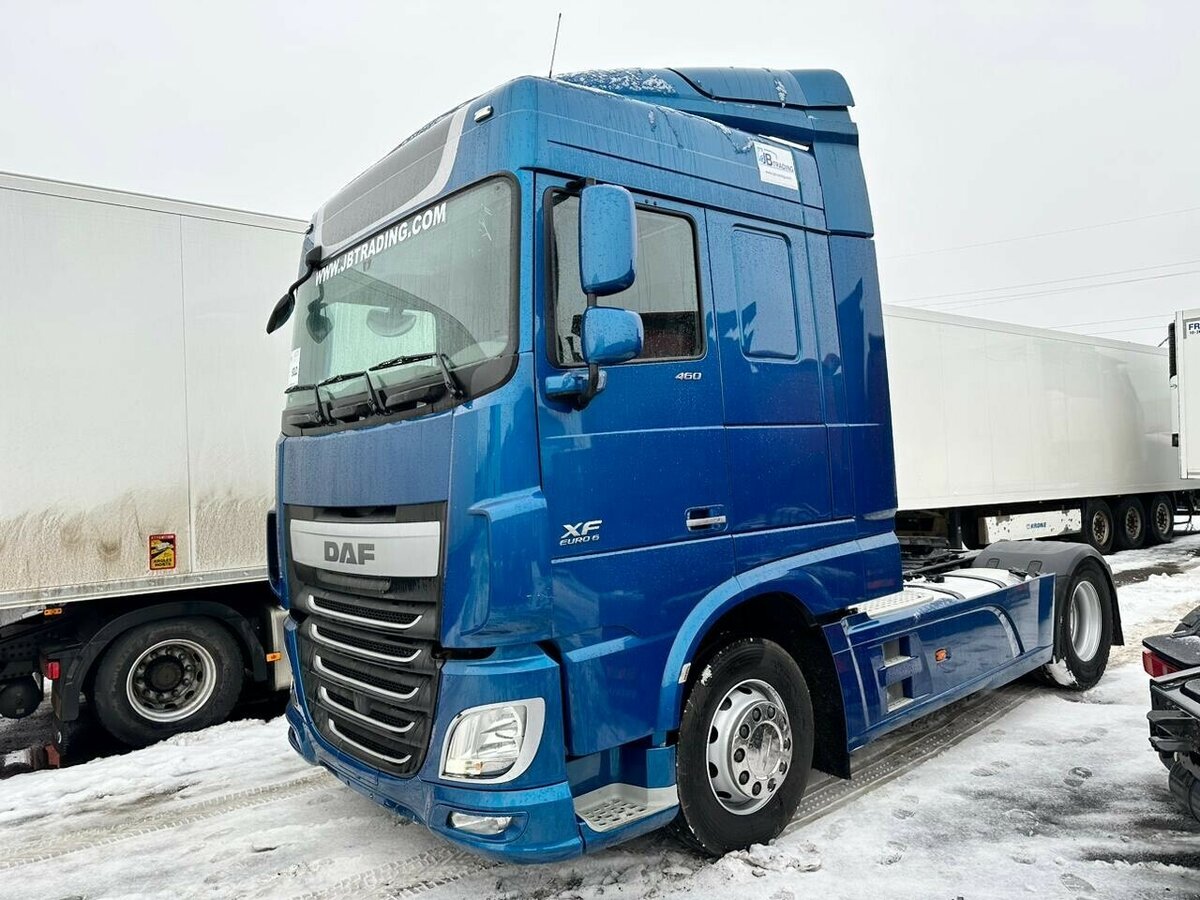 Купить б/у DAF XF дизель автомат в Санкт-Петербурге: синий 2016 года на ...