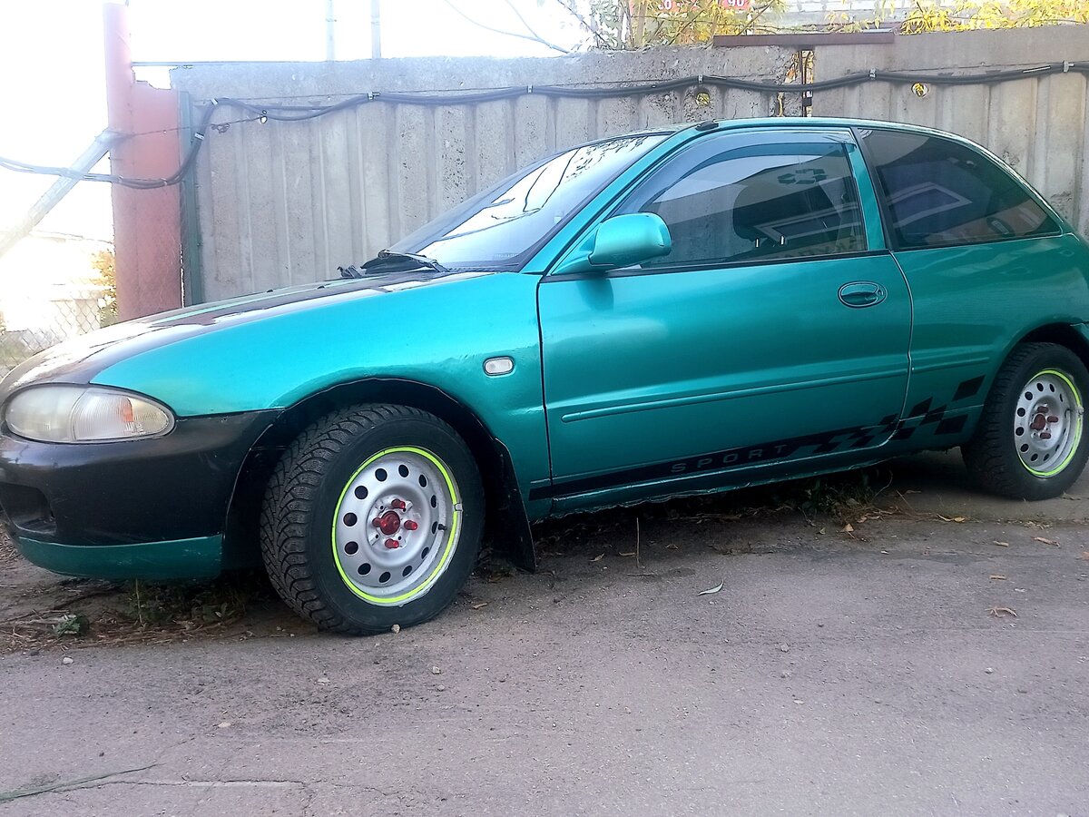 Купить б/у Mitsubishi Colt IV (CA0) 1.6 AT (90 л.с.) бензин автомат в ...