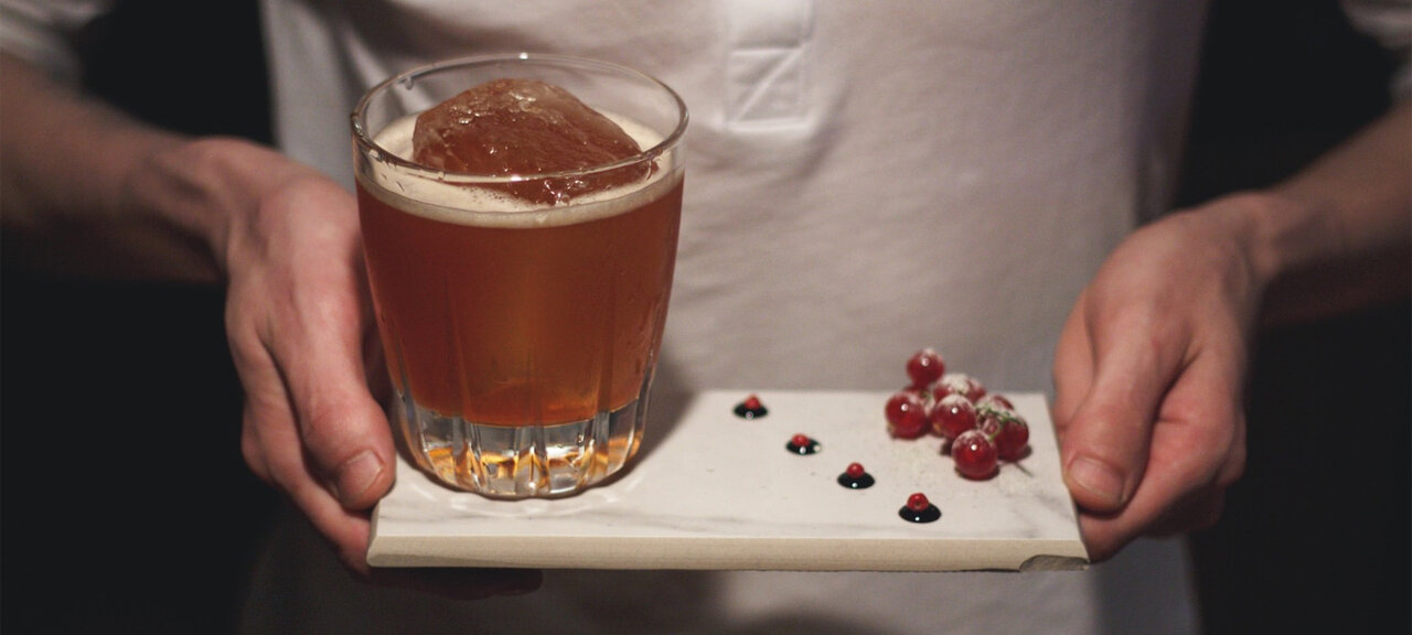 «Где пить коктейли в Петербурге» фото материала