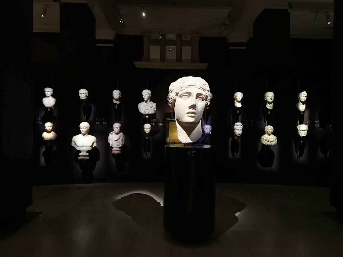 «İstanbul Müzeleri: Sultanların saraylarından çağdaş sanat merkezlerine» fotoğraf
