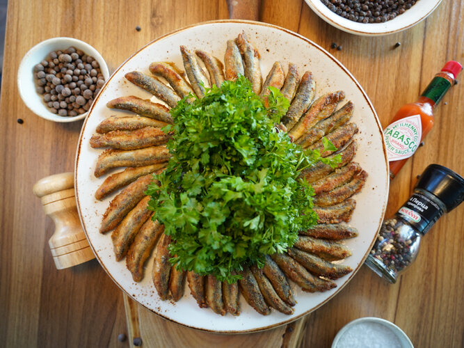 Restoran Qanotchi Baliq, Taşkent, foto