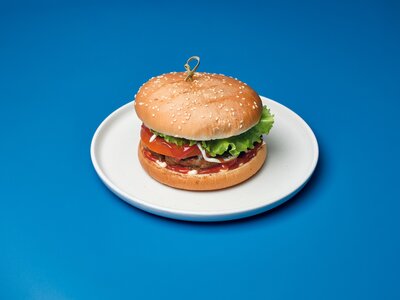 Три шампура (Taganskaya Street No:60А), kafe  Yekaterinburg'dan