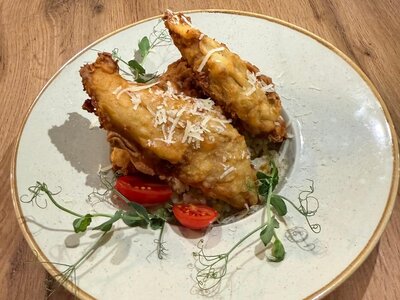 Fly Cafe (Jetısu oblysy, Taldykorgan, Birlik shaǵyn aýdany), kafe  Taldıkorgan'dan