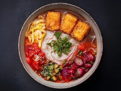Youko (Manezhnaya Square No:1с2), kafe  Moskova'dan