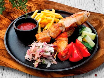 Kafe Lumier (ulitsa Menshikova No:68Б), kafe  Tihoretsk'ten