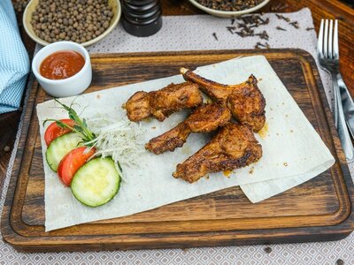 Shafran (Kommuny Street No:120, Chelyabinsk), restoran  Çeliabinsk'ten