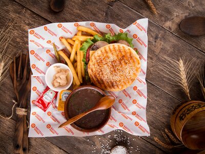 Bauyrdaq (Ábіlhaıyrhan kóshesі No:45, Jańaturmys aýyly), fast food  Almatı eyaletinden
