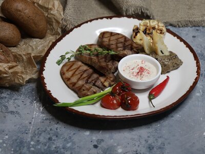 Skarlett (Dorozhnaya Street No:214, posyolok gorodskogo tipa Yablonovskiy), restoran  Adıge Cumhuriyeti'nden