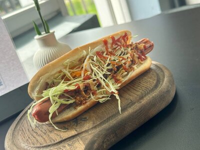 Грузинский дом (Komsomolskaya ulitsa No:15, Aprelevka), kafe  Aprelevka'dan