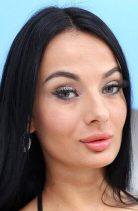 Maddy Black: фильмы, биография, семья, фильмография — Кинопоиск