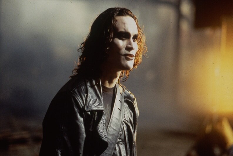 Фото: Ворон / Кадр из фильма «Ворон» (1994) #3310327