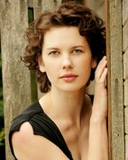 Тиффани Линдолл-Найт (Tiffany Lyndall-Knight): фильмы, биография, семья ...