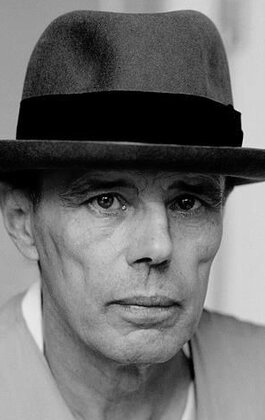 Йозеф Бойс (Joseph Beuys): фильмы, биография, семья, фильмография ...