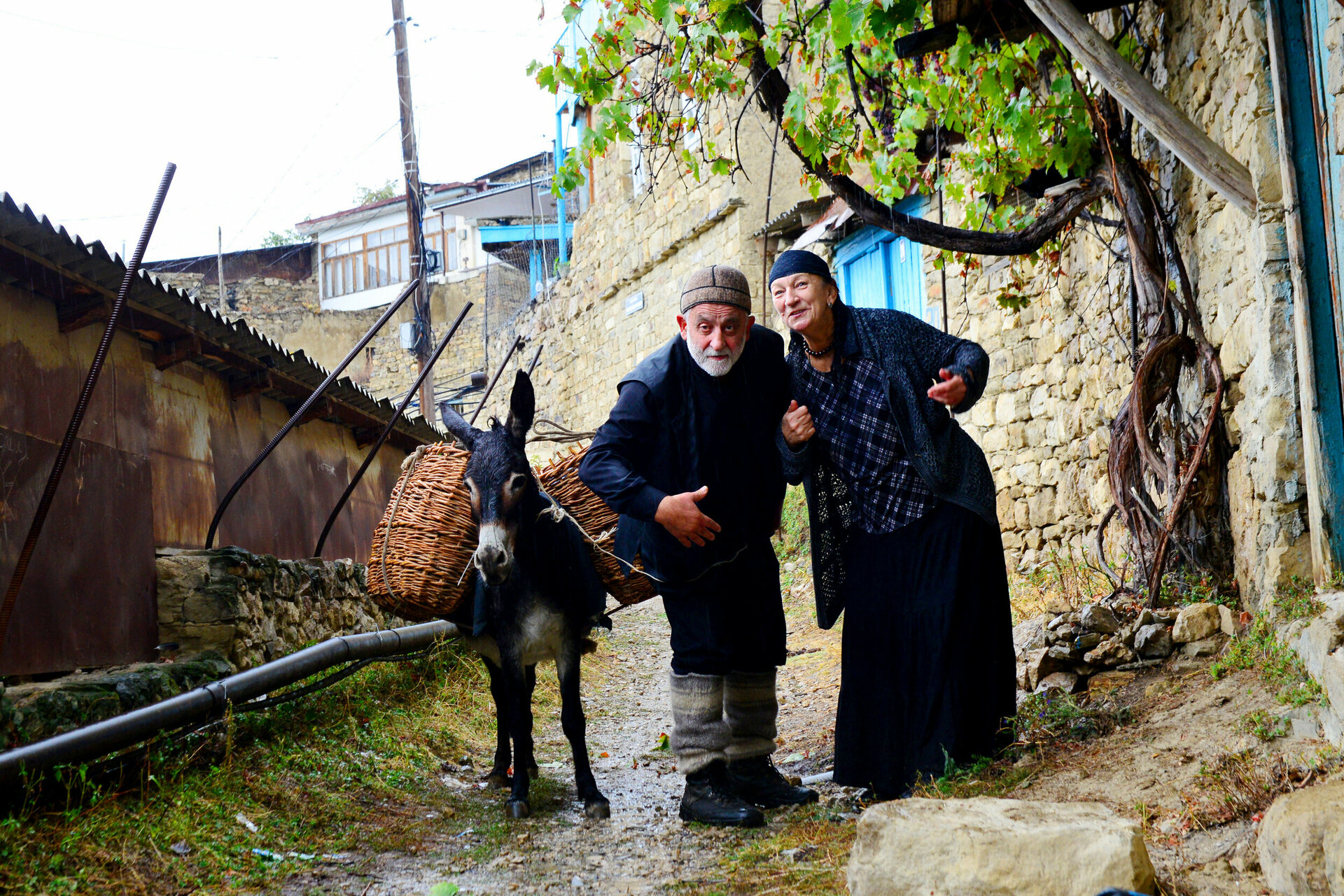 Фото: Анна и Вано. Ванна и вино / Кадр со съемок фильма «Анна и Вано ...