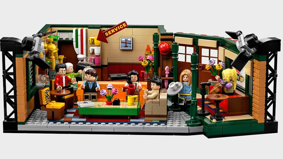 Квартира Моники и набор Lego: Как отмечали юбилей «Друзей» — Статьи на ...