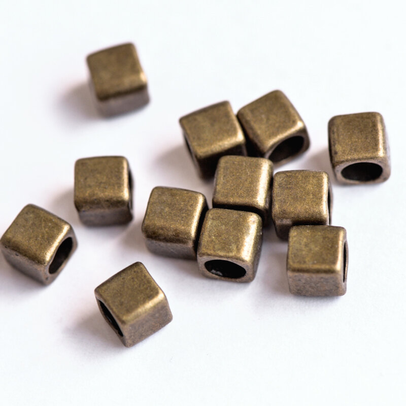 Евробусины 25 шт./ Металлические бусины с большим отверстием, кубики, размер 6х6х6 мм, цвет античная бронза