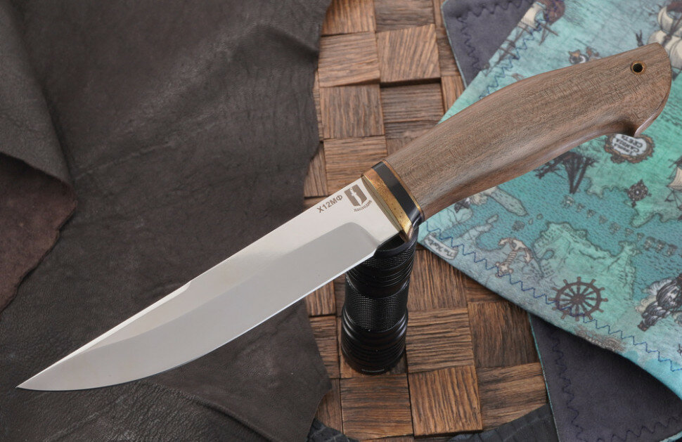 Товарищество Завьялова нож Граф Н-09A, сталь Х12МФ, рукоять латунь, орех