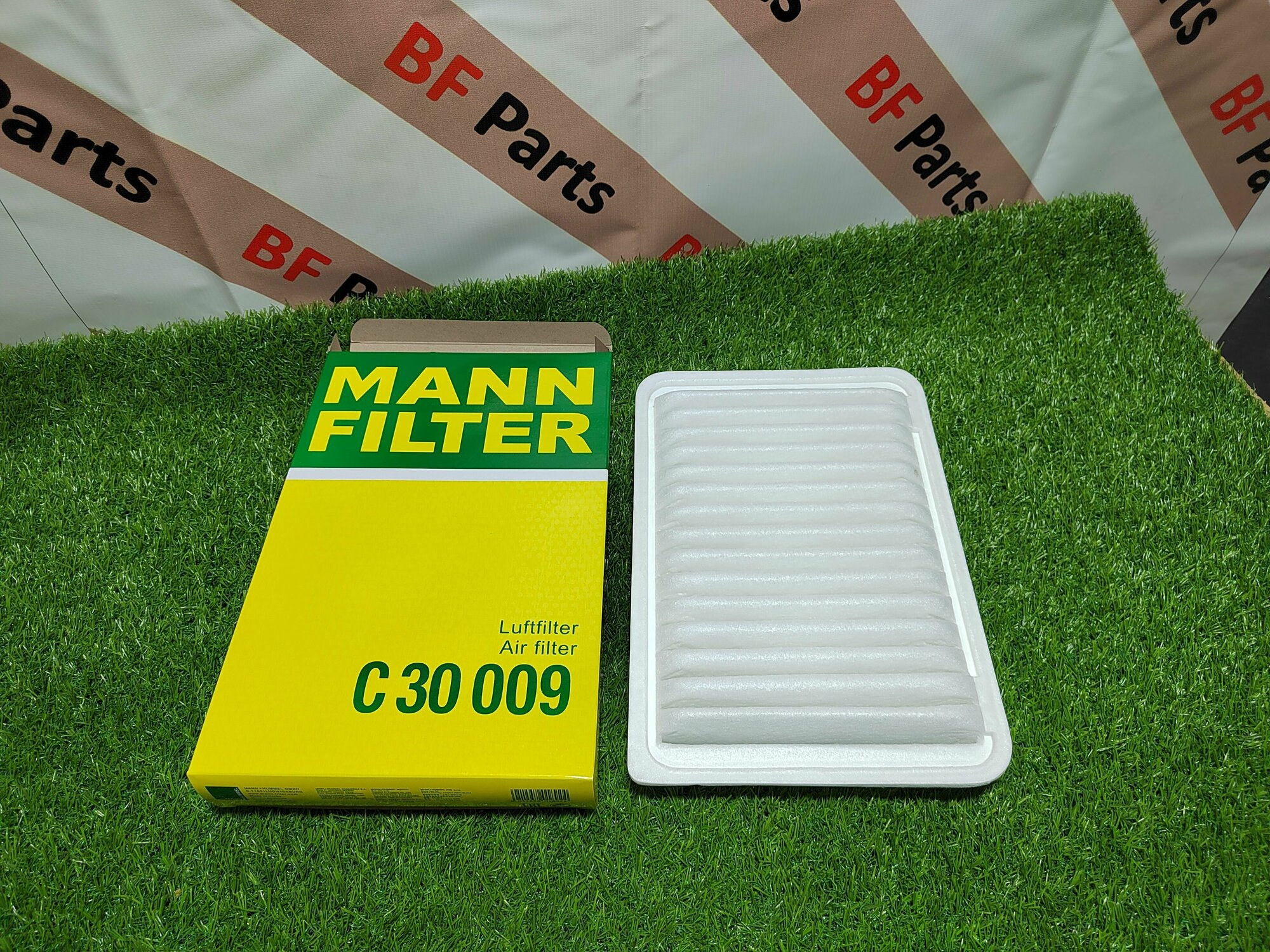 Фильтр воздушный MANN FILTER С 30 009, 1 шт.