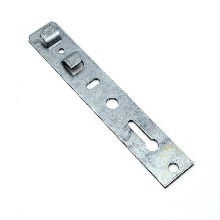 Анкерная пластина под профиль Rehau длинна 150 мм Упаковка 10 штук