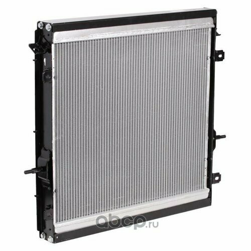 Радиатор охлаждения двигателя Luzar LRc0340