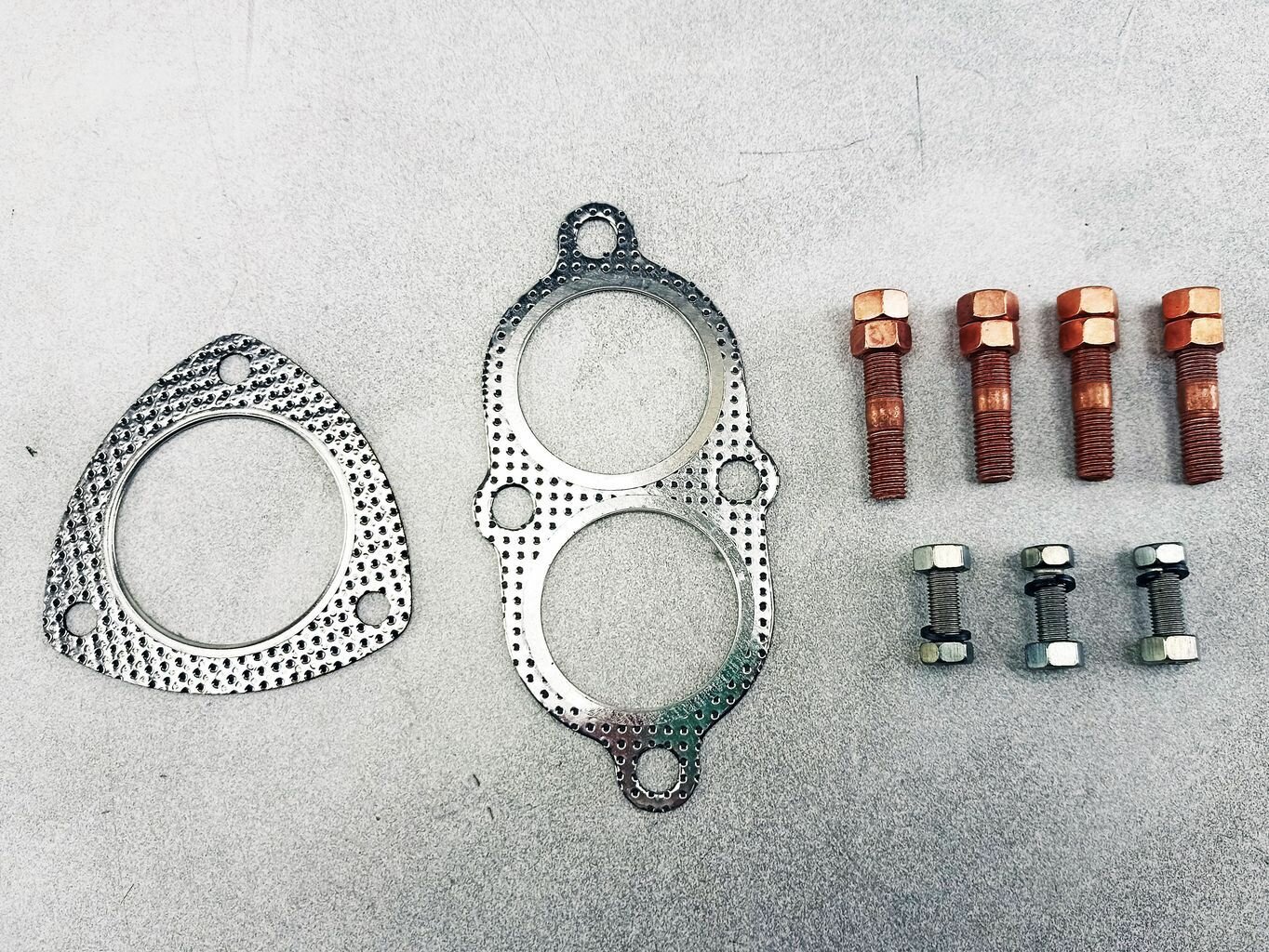 Комплект установочный приемной трубы для а/м УАЗ Патриот, Хантер для двигателя ЗМЗ 409